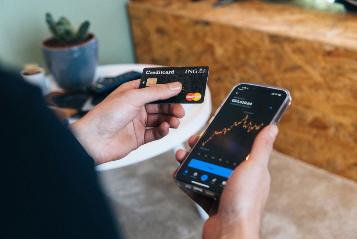 Mastercard, Ebang, and Ebonex launch a crypto-linked card | Metaverse Post