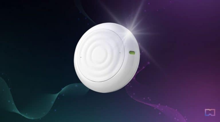 Meet 'Tab' - the Wearable AI Companion by 20yr old Tech Whiz Avi ...